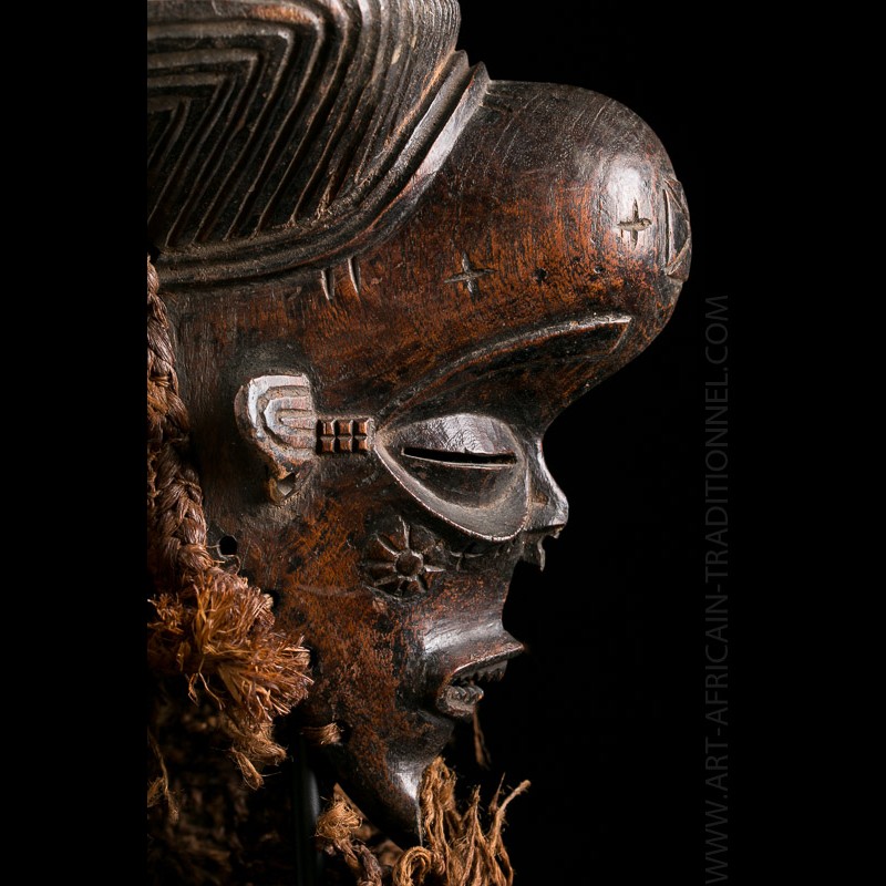 Chokwe mask - Authentic African Tribal Art Gallery