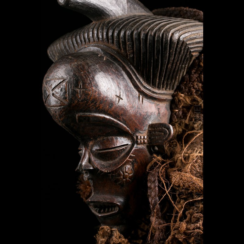 Chokwe mask - Authentic African Tribal Art Gallery