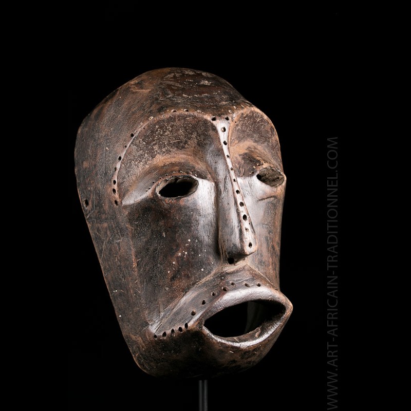 Tabwa african mask - Auctions African Tribal Art Gallery