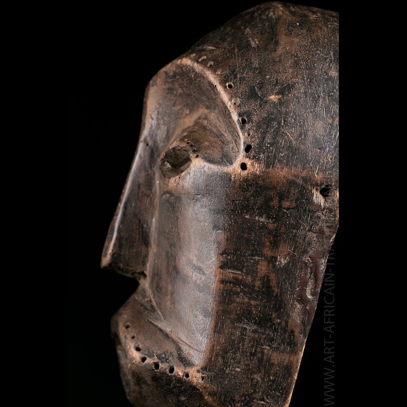 Tabwa african mask - Auctions African Tribal Art Gallery