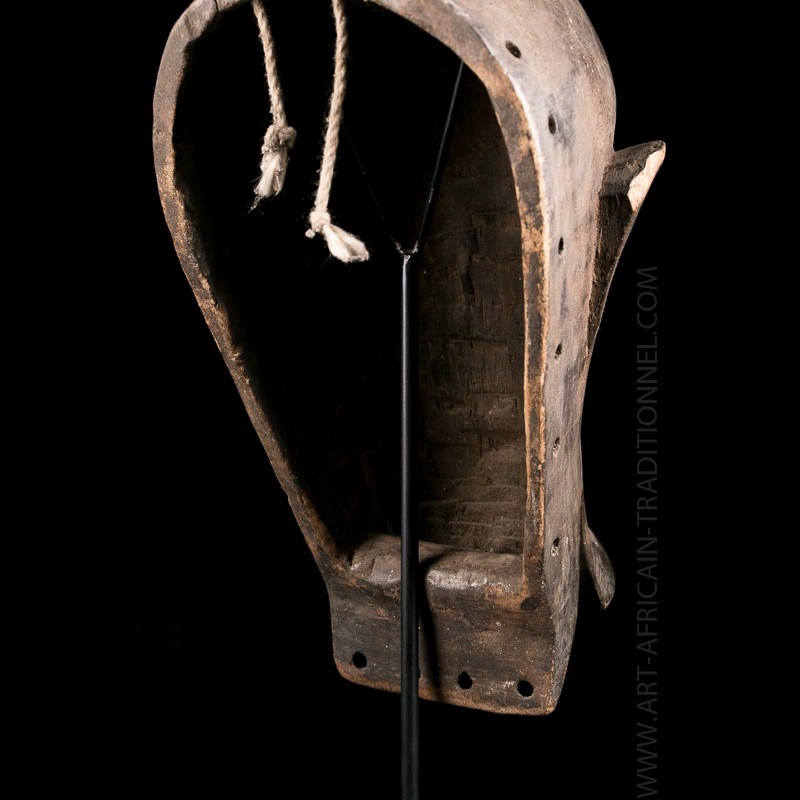 Pakasa Holo mask - Authentic African Tribal Art Gallery