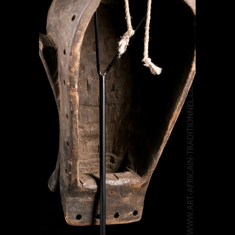 Pakasa Holo mask - Authentic African Tribal Art Gallery