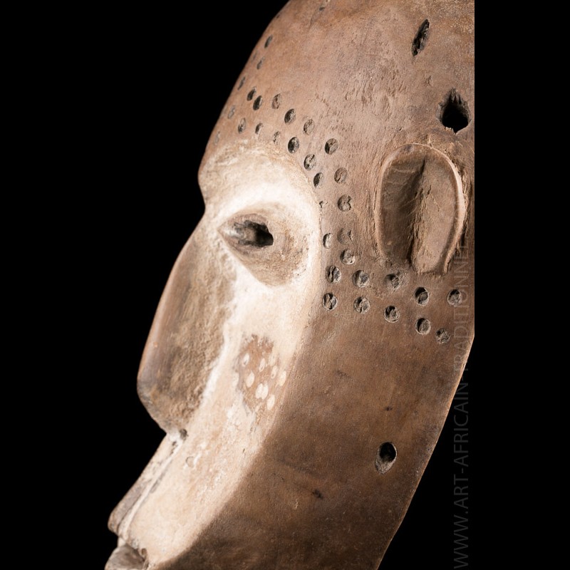 Binja mask - Authentic African Tribal Art Gallery