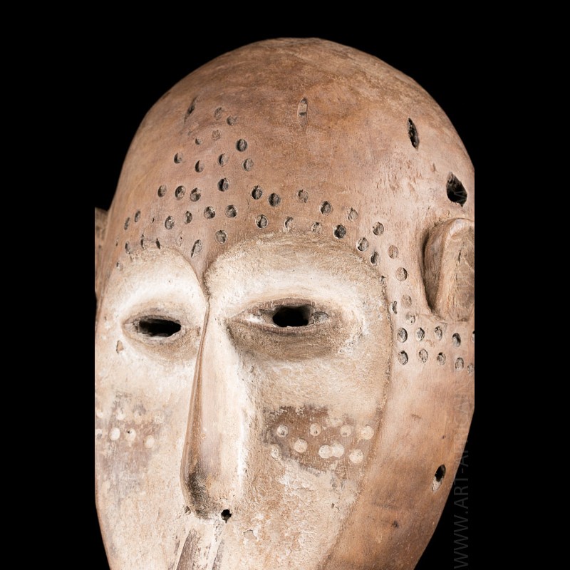 Binja mask - Authentic African Tribal Art Gallery