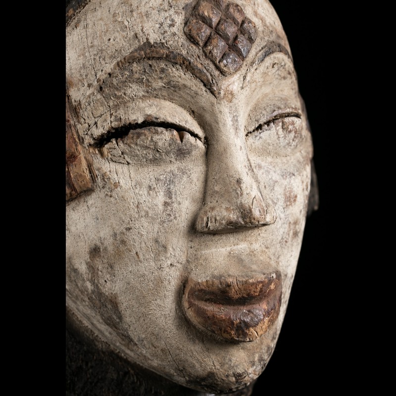Okuyi mask - Punu - Gabon - primitive african art