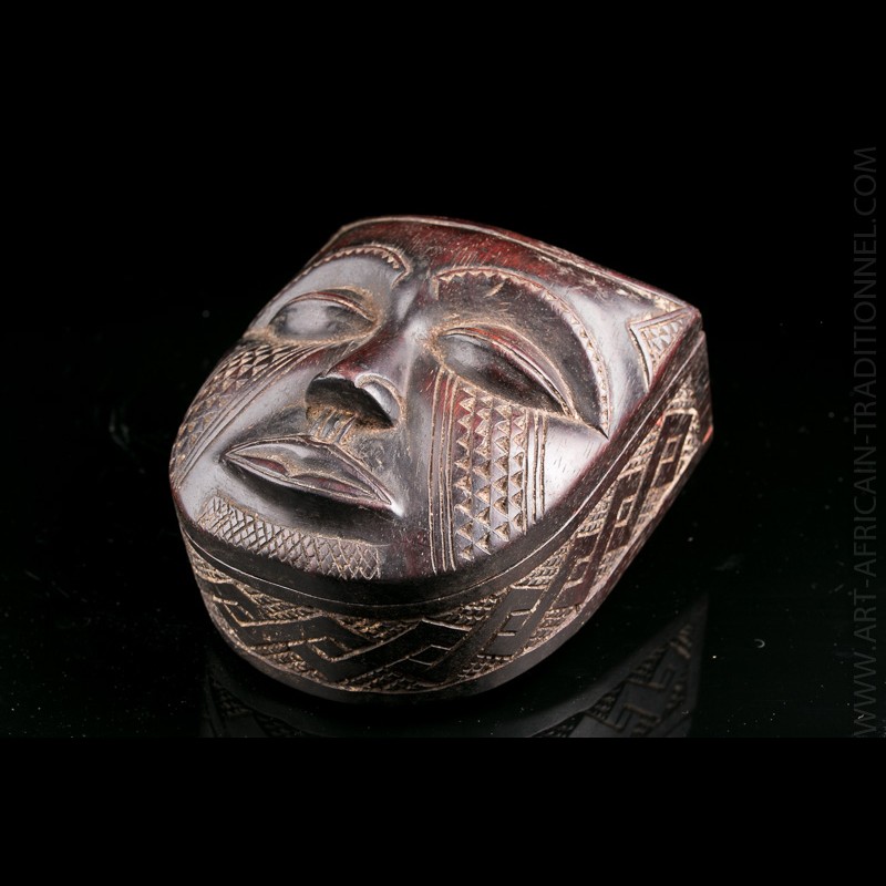 Kuba tukula box - Authentic African Tribal Art Gallery