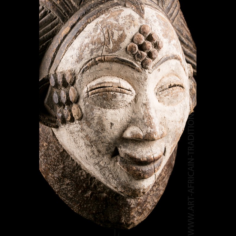 Punu Lumbo Okuyi african mask - Authentic African Tribal Art Gallery