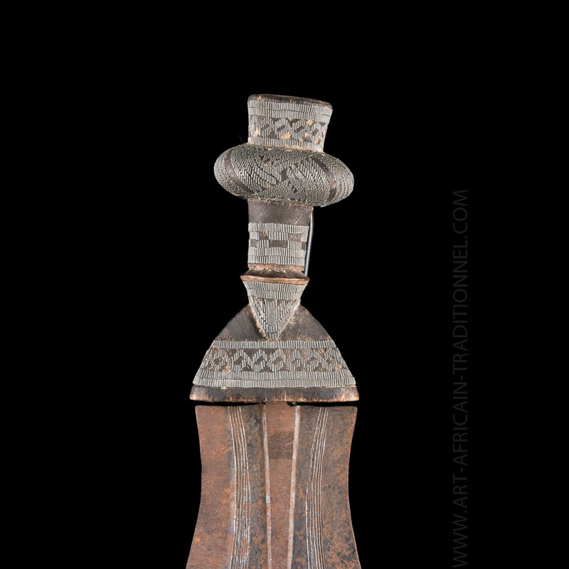 Kuba Ikul knife - Authentic African Tribal Art Gallery Auction