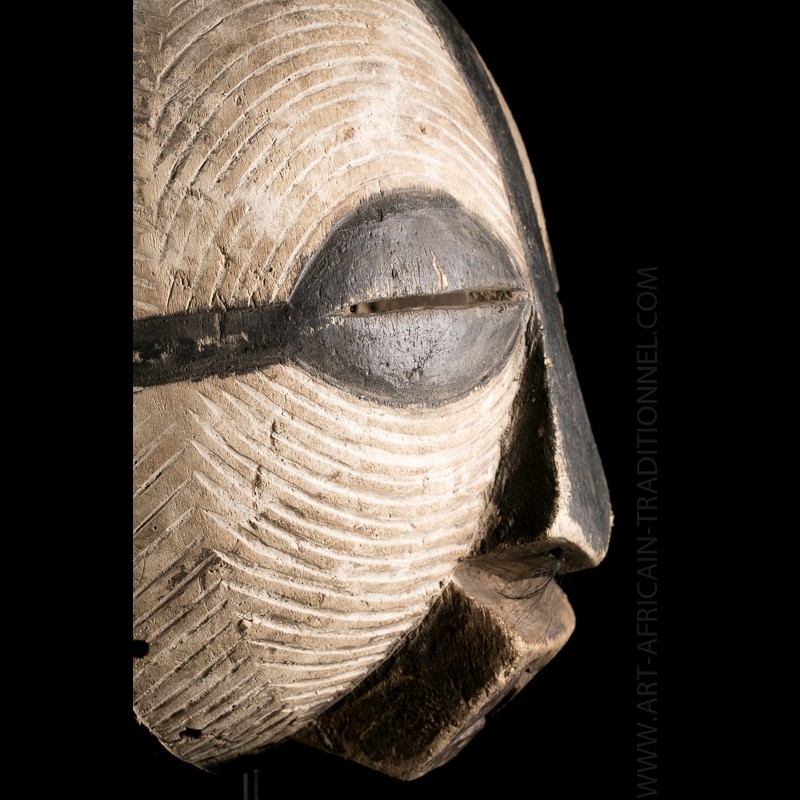 Luba Songye Kifwebe african mask - Auctions African Tribal Art Gallery