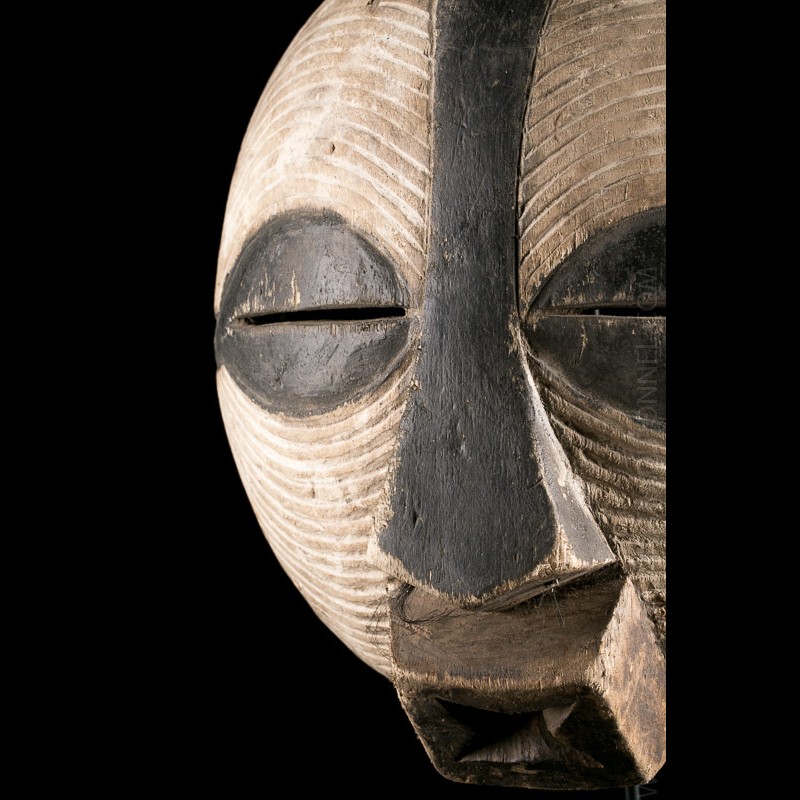 Luba Songye Kifwebe african mask - Auctions African Tribal Art Gallery