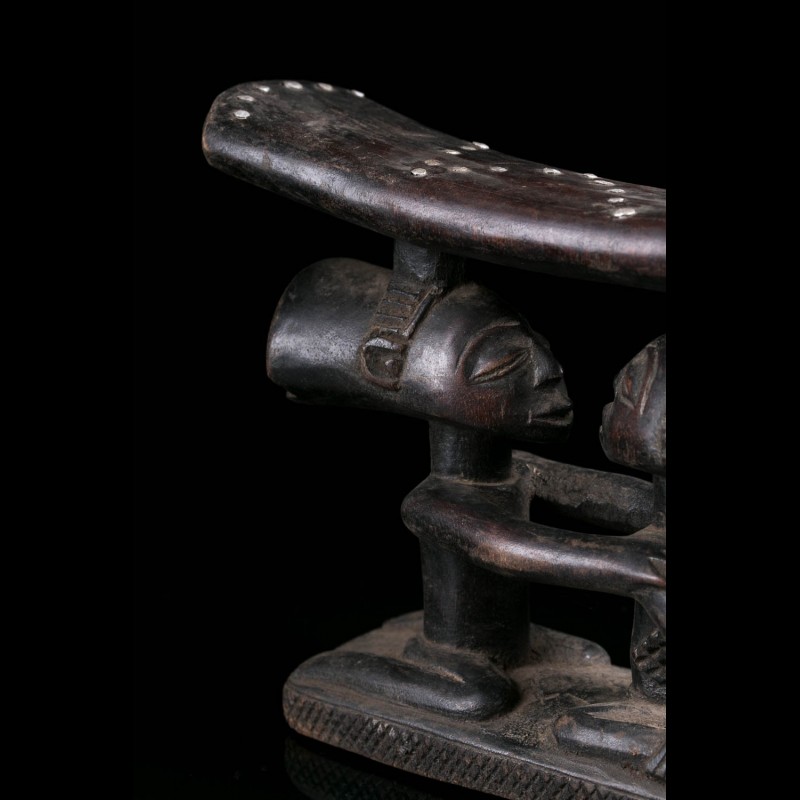 Shankadi Headrest - Luba - Congo - primitive african art