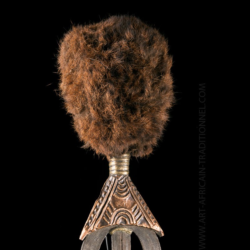 Poto Ngombe fetish knife - Authentic African Tribal Art Gallery