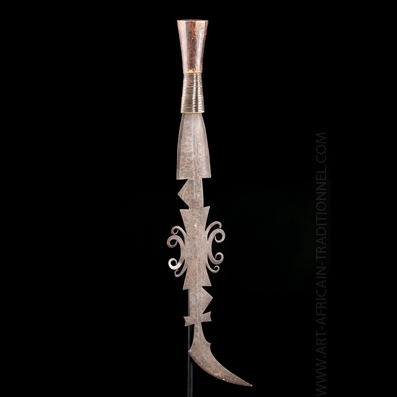 Konda Kundu knife Congo - Authentic African Tribal Art Gallery