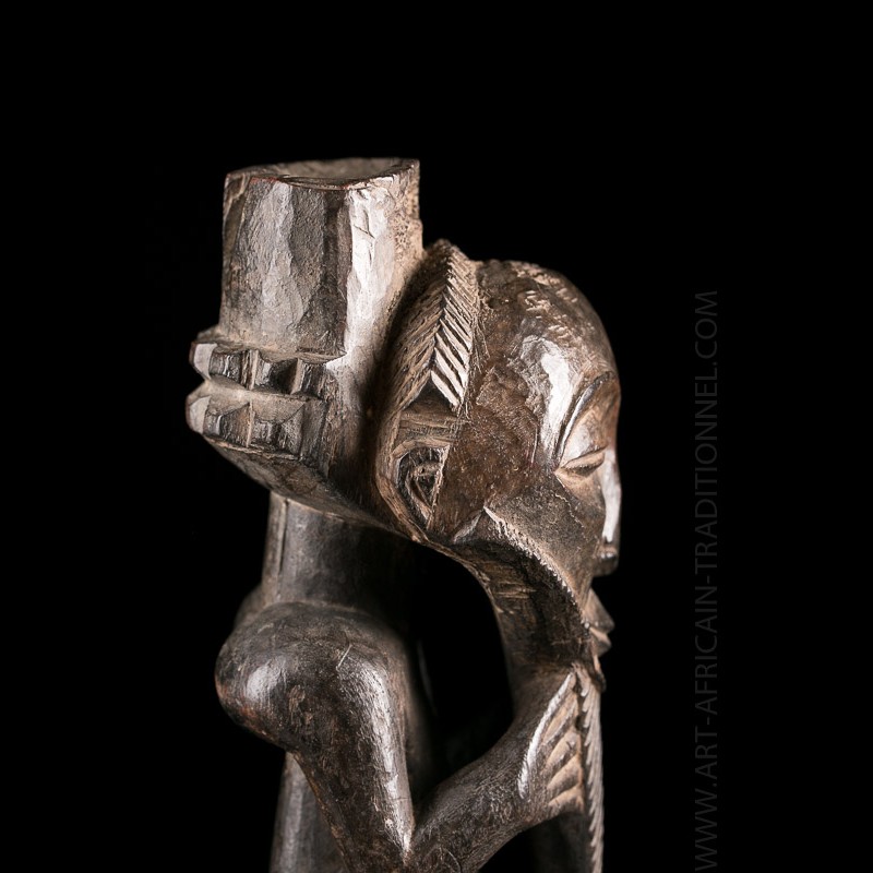 Kusu Hemba african figure - Authentic African Art Gallery Auctions