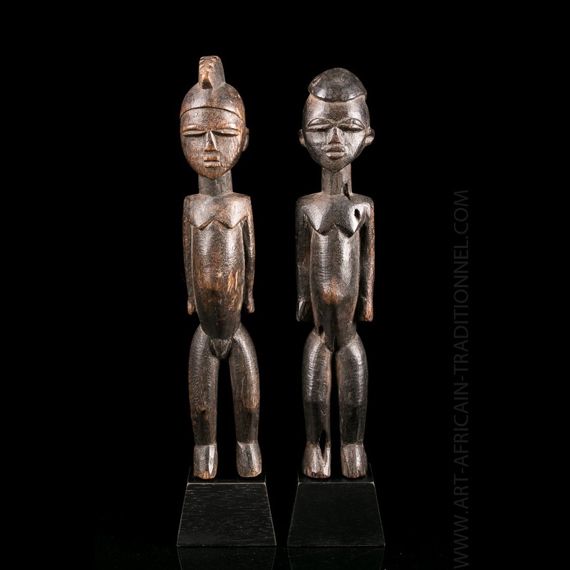 Couple of Lobi figures - Auctions African Art Gallery