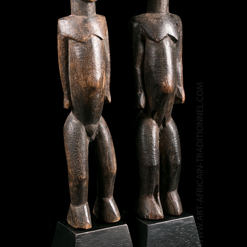 Couple of Lobi figures - Auctions African Art Gallery