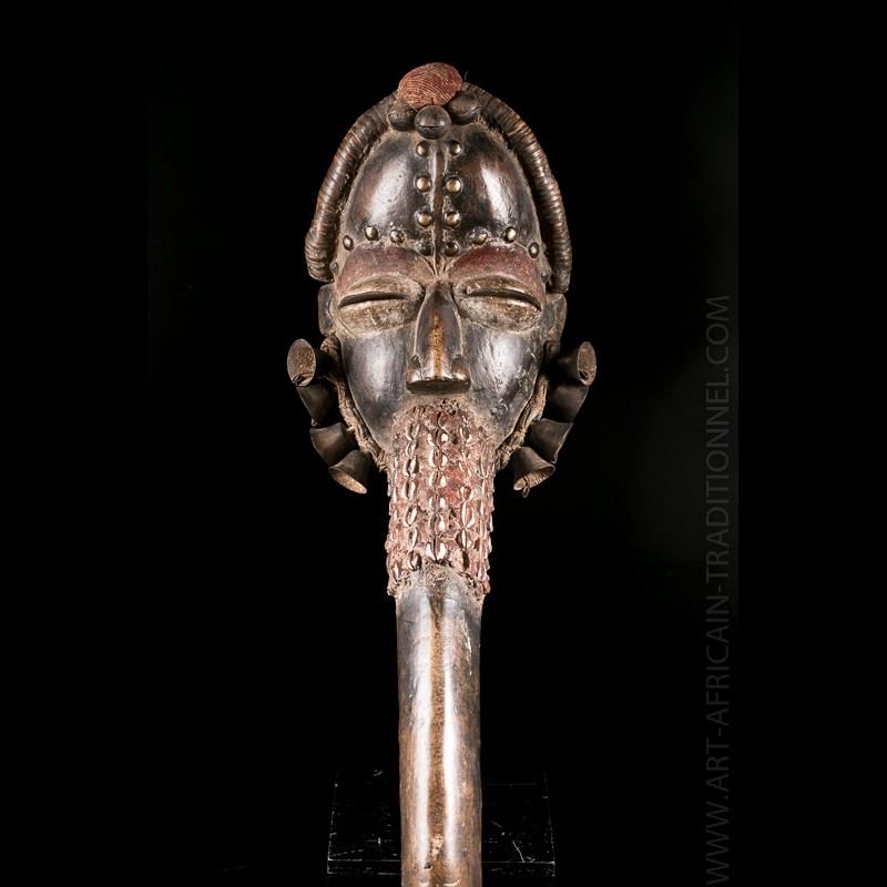 Dan Maou Gagon mask - Auctions African Art Gallery