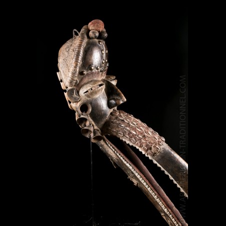 Dan Maou Gagon mask - Auctions African Art Gallery