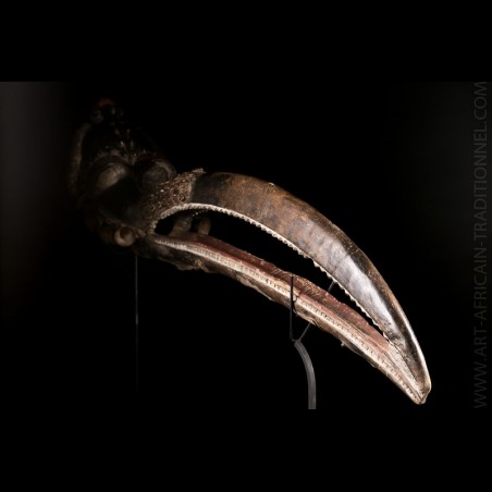 Dan Maou Gagon mask - Auctions African Art Gallery