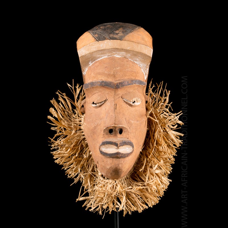 Pende house mask Congo - Auctions African Art Gallery