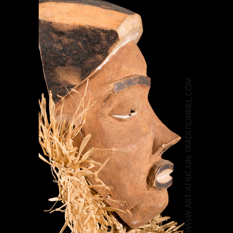 Pende house mask Congo - Auctions African Art Gallery