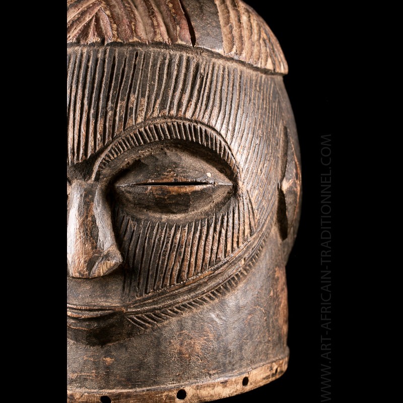 Masque heaume Elu Igala - Enchères Art Africain Traditionnel Galerie