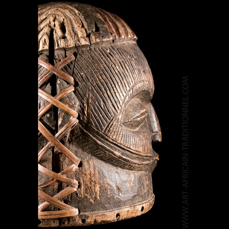 Masque heaume Elu Igala - Enchères Art Africain Traditionnel Galerie