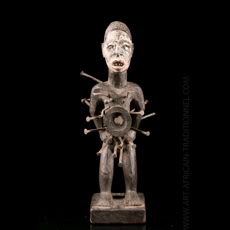 Figure Kongo Nkisi Nkondi Congo - Enchères Art Africain Traditionnel ...