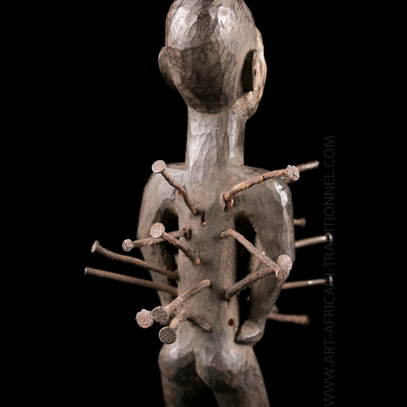 Figure Kongo Nkisi Nkondi Congo - Enchères Art Africain Traditionnel ...