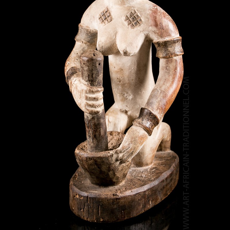 Punu figure Gabon - Auctions African Art Gallery