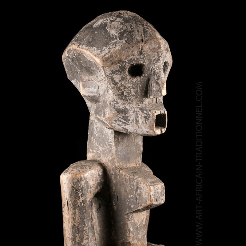 African Tiv Figure - Auctions African Art Gallery