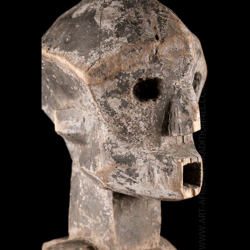 African Tiv Figure - Auctions African Art Gallery