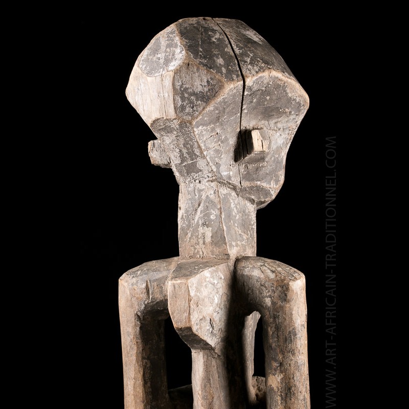 African Tiv Figure - Auctions African Art Gallery