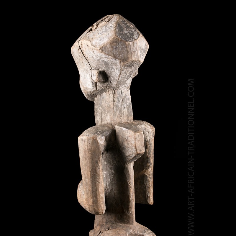 African Tiv Figure - Auctions African Art Gallery