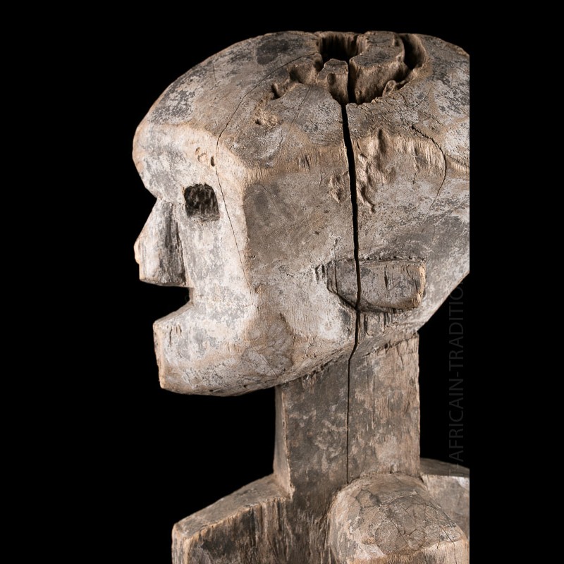 African Tiv Figure - Auctions African Art Gallery