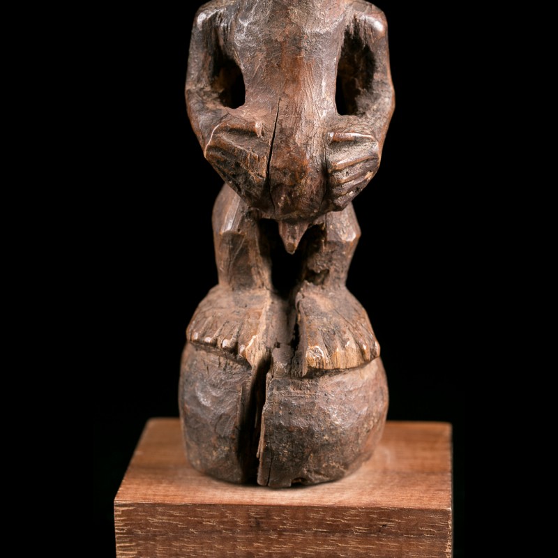 Songye Nkishi figure Congo - Auctions African Art Gallery