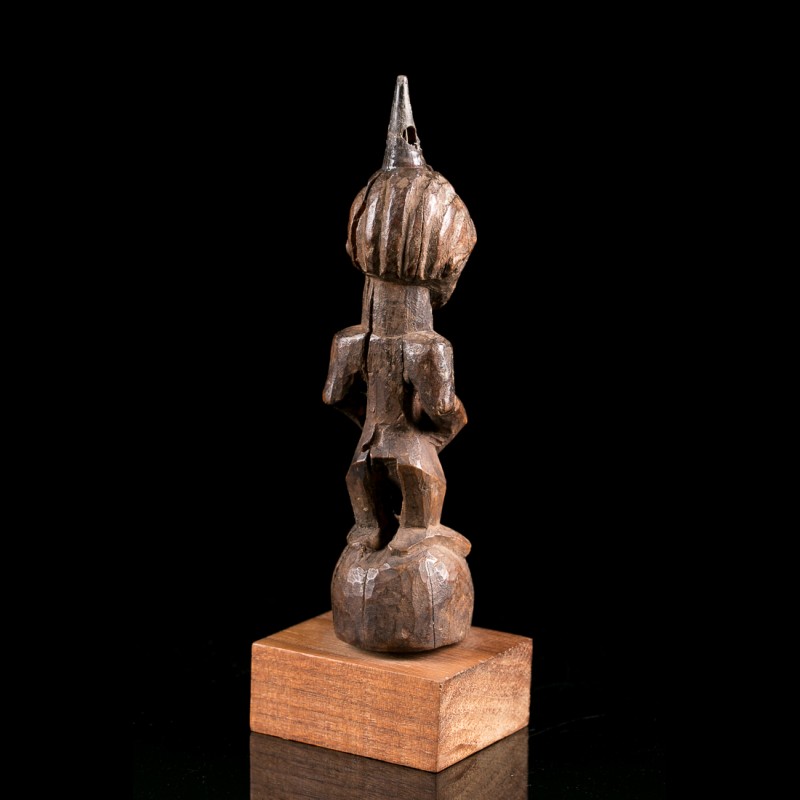 Songye Nkishi figure Congo - Auctions African Art Gallery