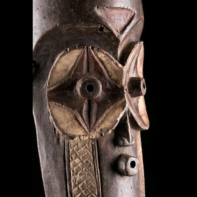 Masque hibou Bembe - Enchères Art Africain Traditionnel Galerie