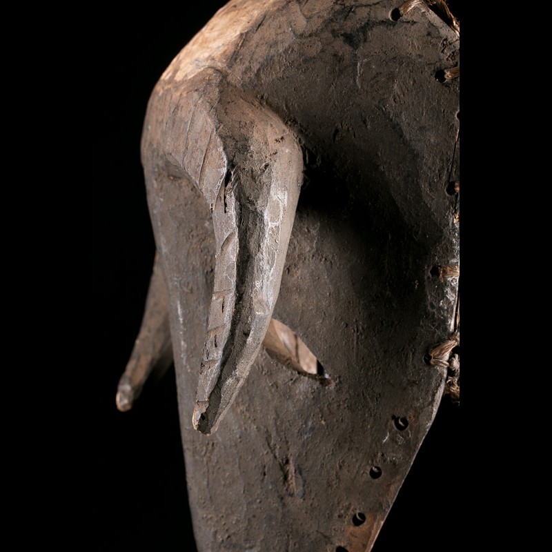 Rare Salampasu ram mask Congo - Auctions African Art Gallery