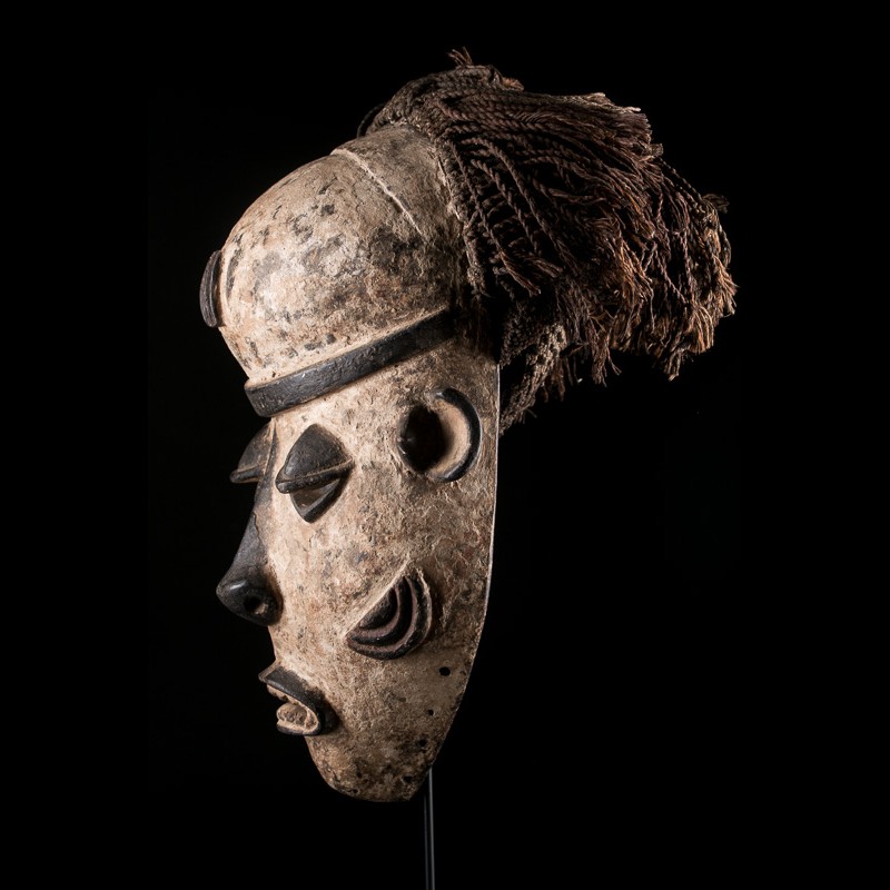 Pende Mbuya Mask - Auctions African Art Gallery