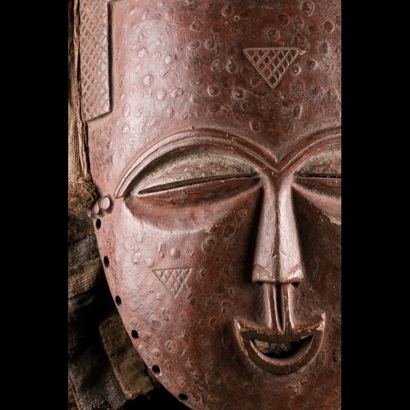 Lele Mask DRC Congo - Auctions African Art Gallery