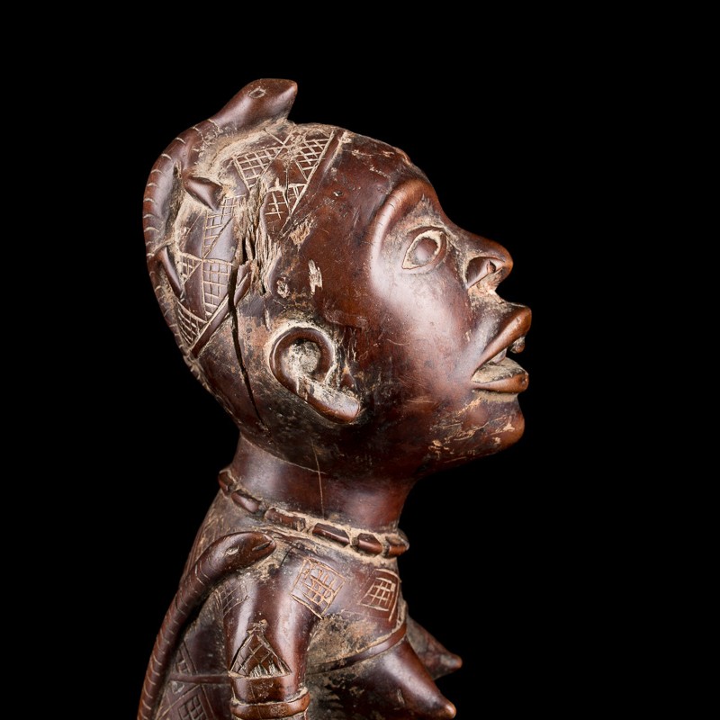 Kongo figure - Auctions African Art Gallery
