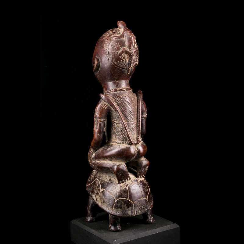 Kongo figure - Auctions African Art Gallery