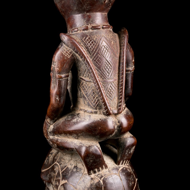 Kongo figure - Auctions African Art Gallery