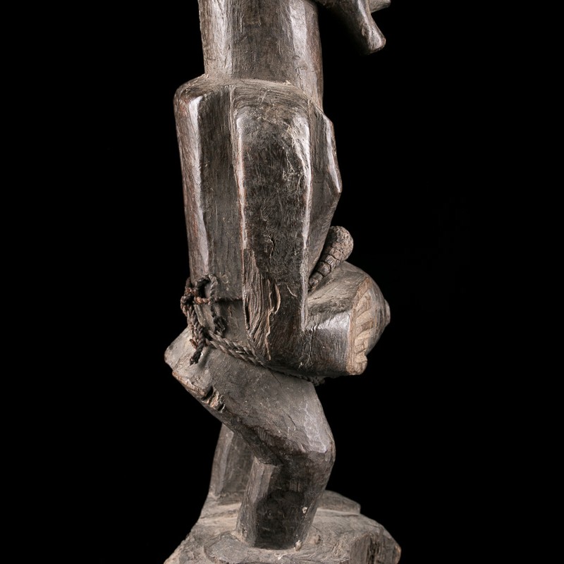 Large Songye Nkishi african figure- Auctions African Art Gallery