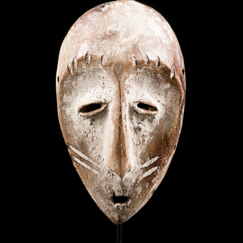 Lega Lukwakongo mask - Auctions African Art Gallery