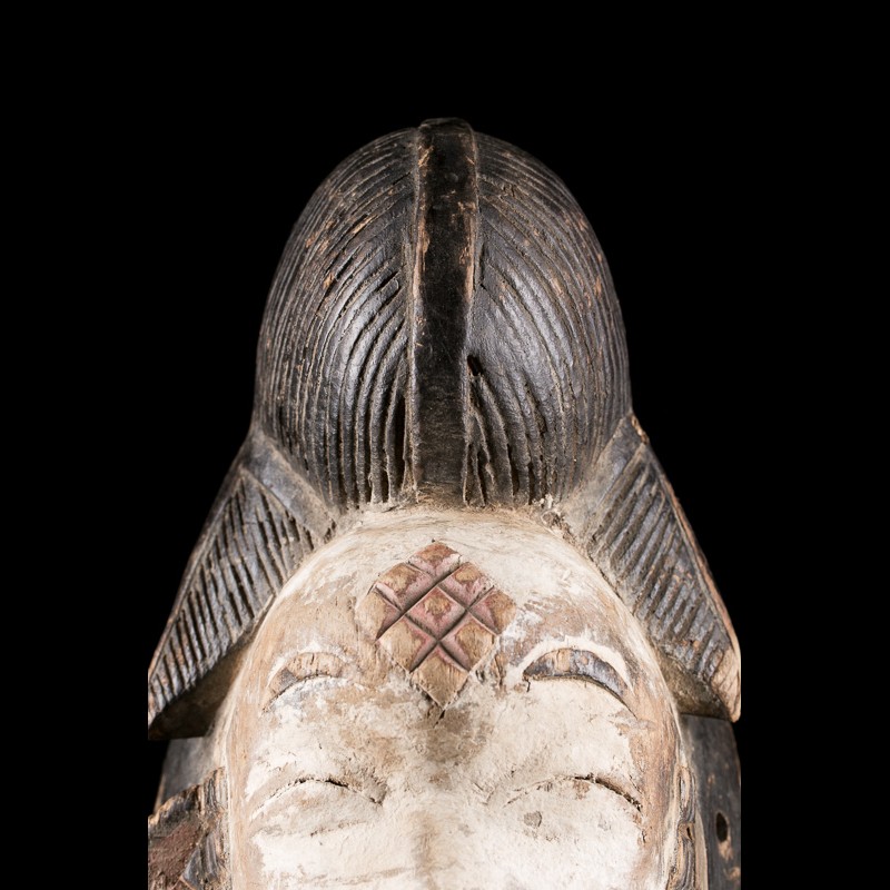 Punu Okuyi mask Gabon - Auctions African Art Gallery