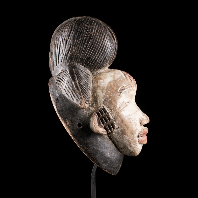 Punu Okuyi mask Gabon - Auctions African Art Gallery