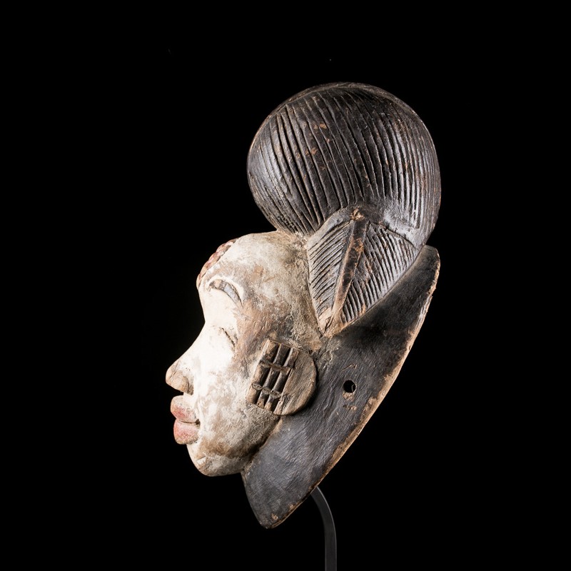 Punu Okuyi mask Gabon - Auctions African Art Gallery
