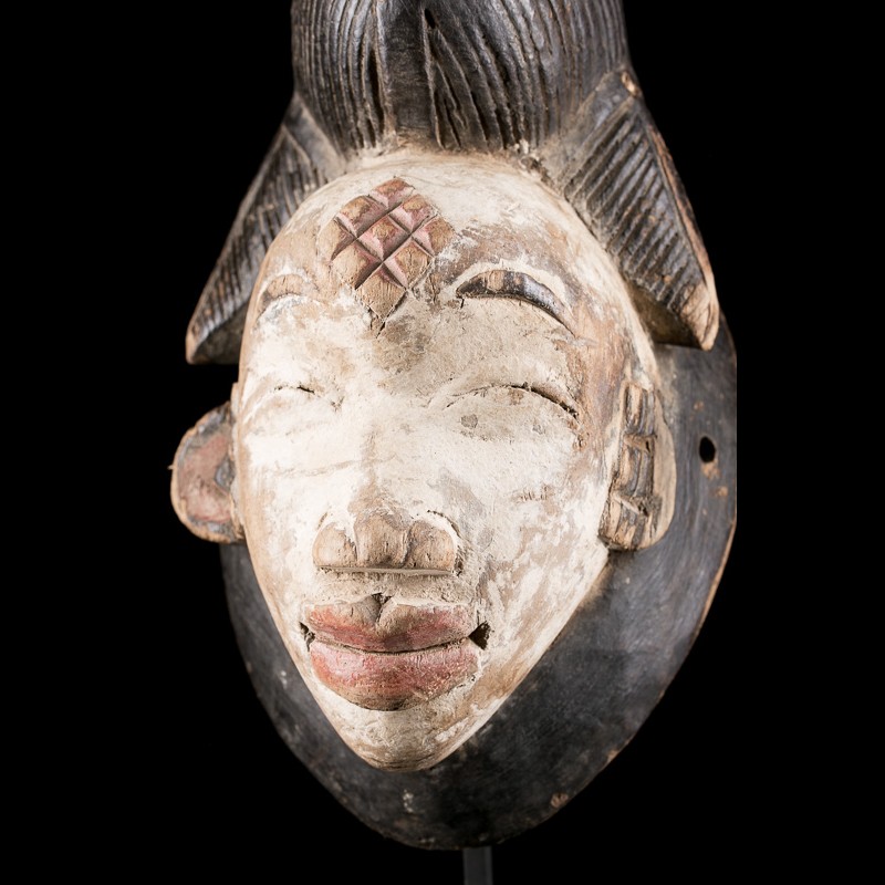 Punu Okuyi mask Gabon - Auctions African Art Gallery